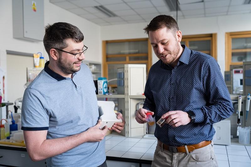 K lepšímu pochopení bezcementového betonu přispěl výzkum z FCH VUT ...